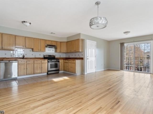 244 Clark Pl # 2