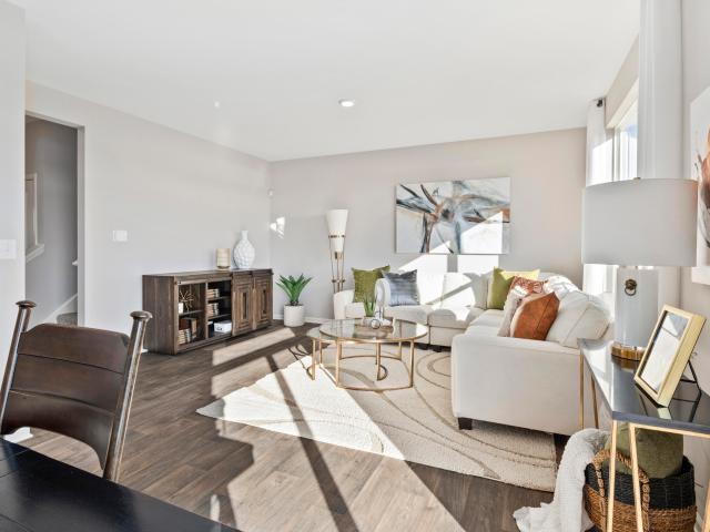 244 Cressmoor Boulevard