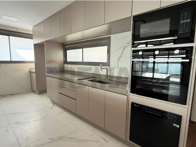244 Área Útil Apartamento Alugar, 3 Dormitórios localizado em Avenida Sagitario, 215, Alphaville, Barueri, São Paulo, 06473073 | Brasil