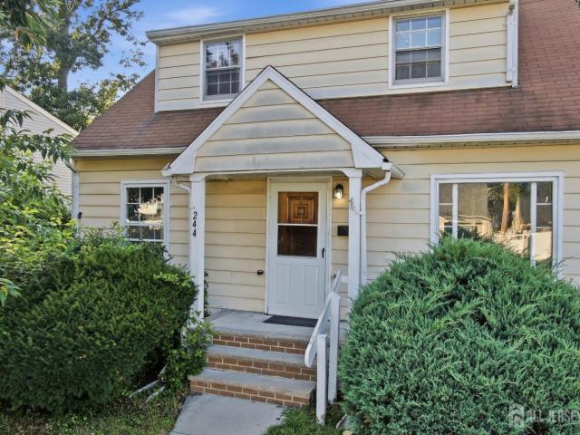 244 Armstrong Street