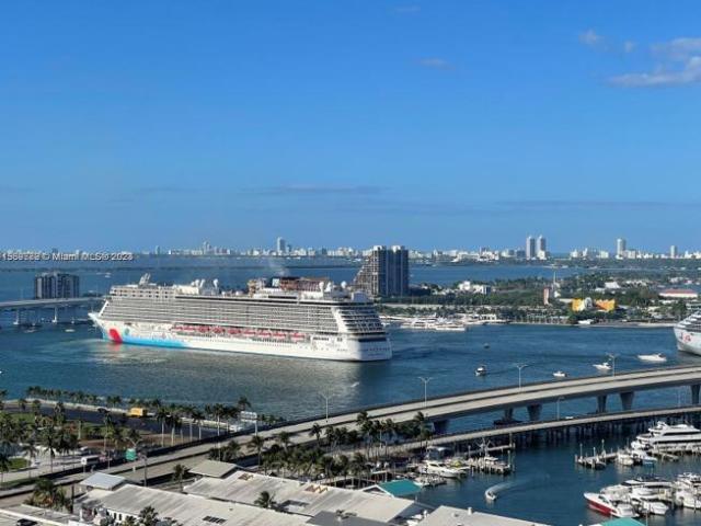 244 Biscayne Blvd #1708, Miami, FL 33132