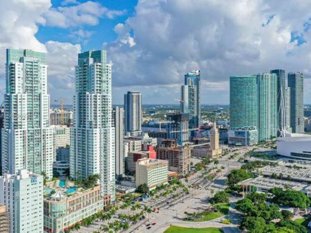 244 Biscayne Blvd #1709, Miami, FL 33132