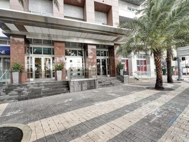 244 Biscayne Blvd #2005, Miami, FL 33132