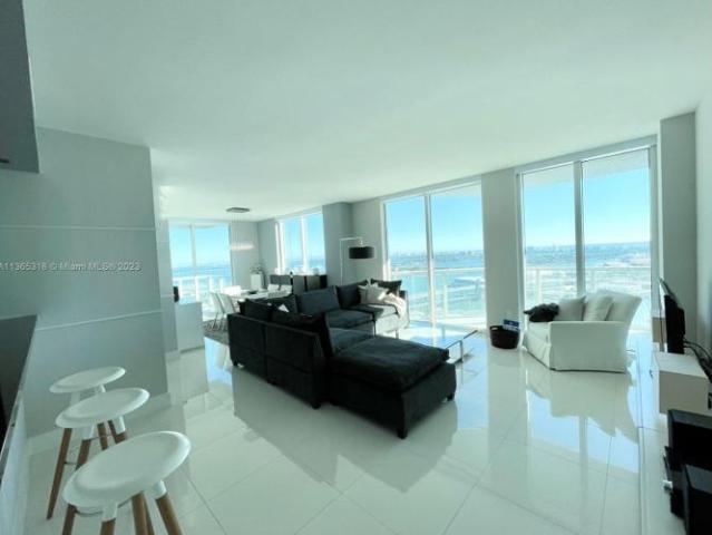 244 Biscayne Blvd #3502, Miami, FL 33132