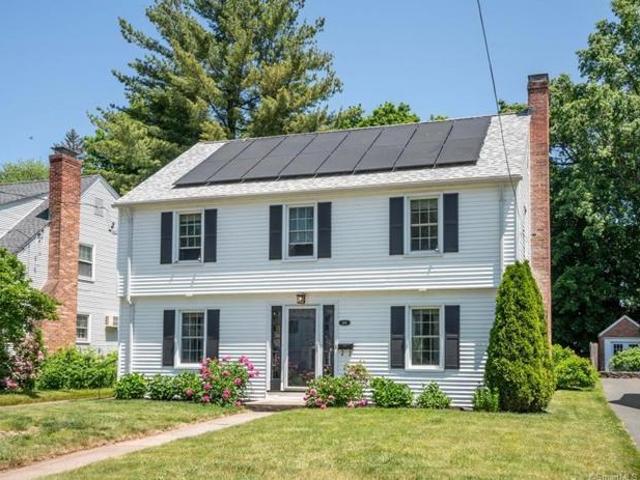 244 Griswold Dr, West Hartford, CT 06107