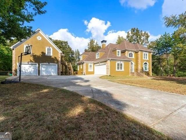 244 Dodgen Rd, Hampton, GA 30228