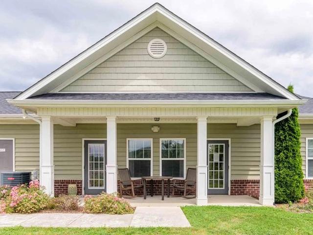 244 Ethan Way, Hendersonville, NC 28792