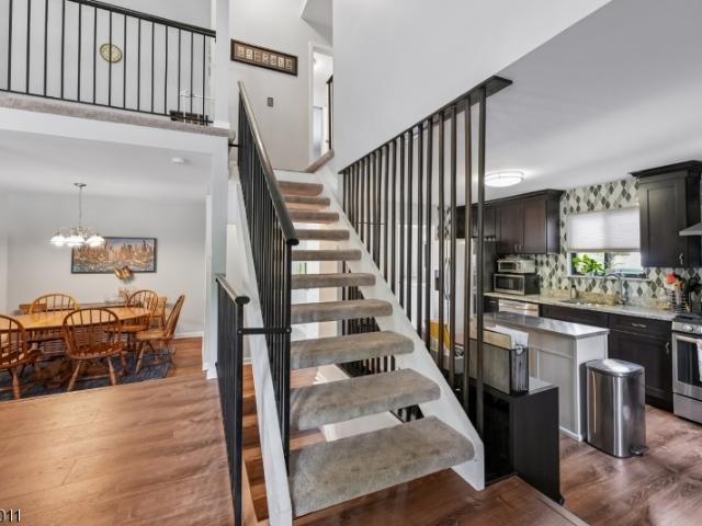 244 Kingsberry Dr # 244