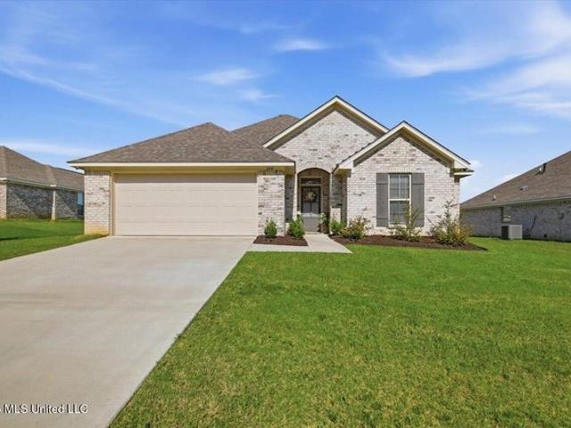 244 Hemingway Cir, Canton, MS 39046