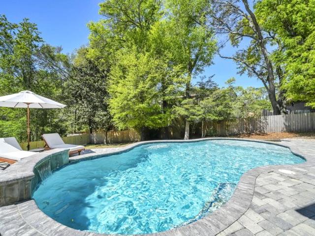 244 Hillside Dr, Niceville, FL 32578
