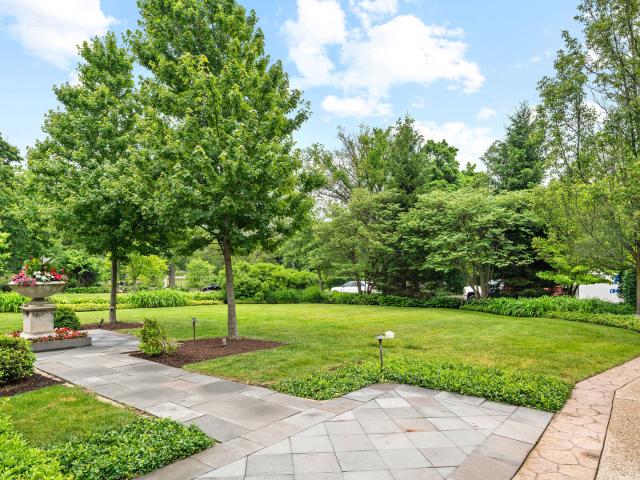 244 Lincoln Drive
