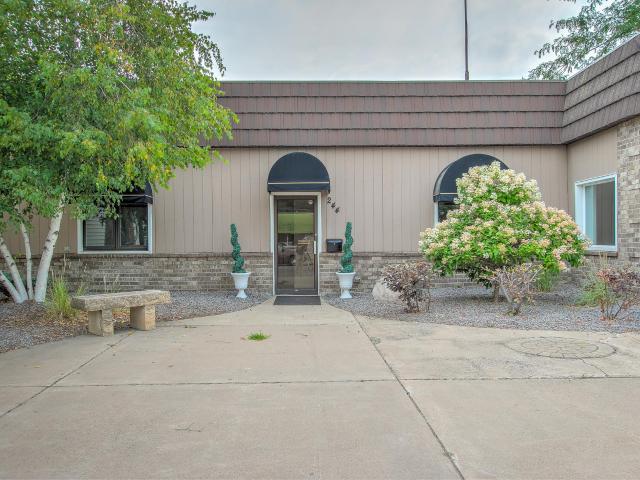 244 Main Street S