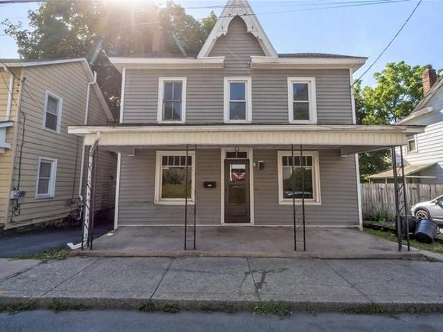 244 S Main St, Bangor, PA 18013