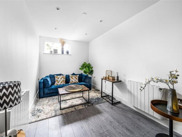 244 Station Road, AddlestoneProperty for lettings Seymours