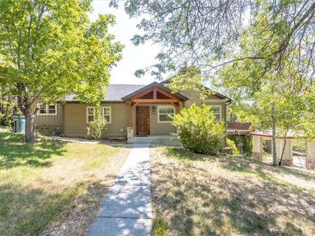 244 Parkhill Dr, Billings, MT 59101