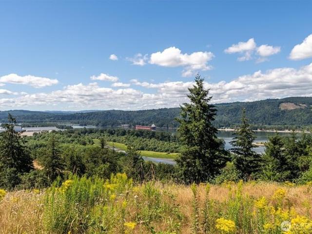 244 Risley Rd, Kelso, WA 98626