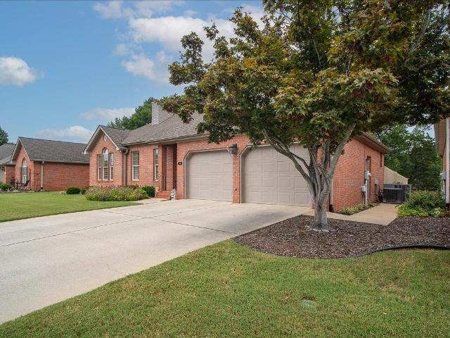 244 Woodcrest Dr