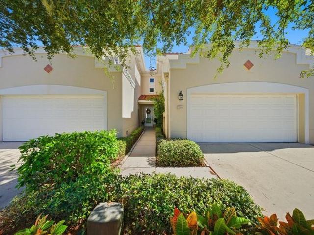 244 Valencia Cir, Saint Petersburg, FL 33716
