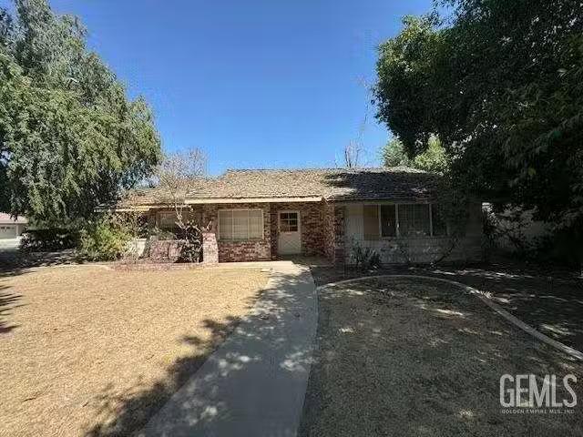 2454 Beech Street, Bakersfield, CA 93301 655322714