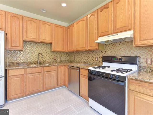 2454 Sugar Mill Way