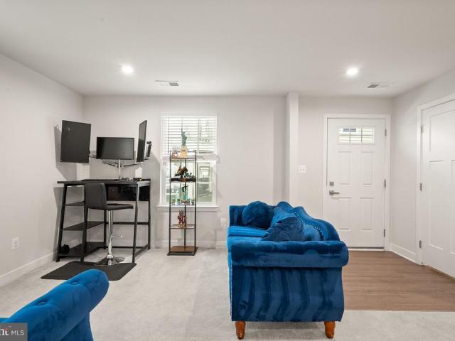 24550 Pommel Terrace