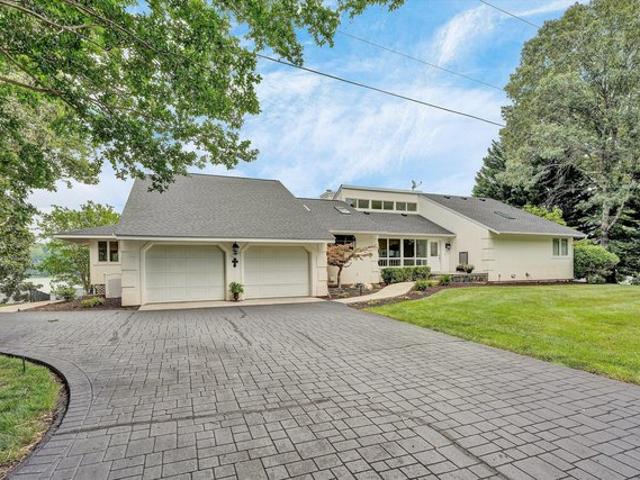 2455 Merriman Way Rd, Moneta, VA 24121