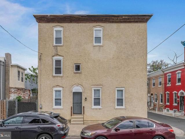 2455 Harlan St, Philadelphia, PA 19121