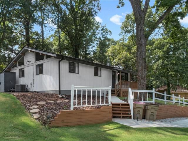 2455 Hawk Creek Trail