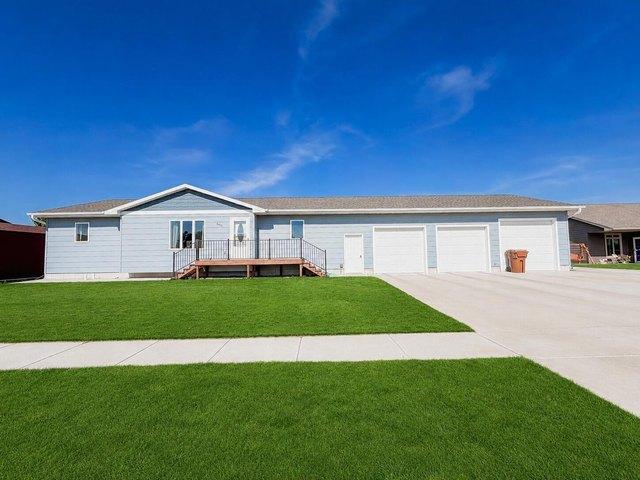 2455 Prairie Eagle Cir, Huron, SD 57350