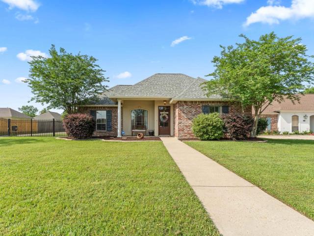 2455 Shady Bend, Zachary, LA 70791 | MLS #BR2026007 | Compass