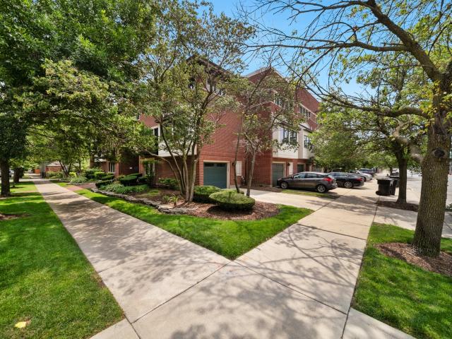2455 W Ohio Street # 8E