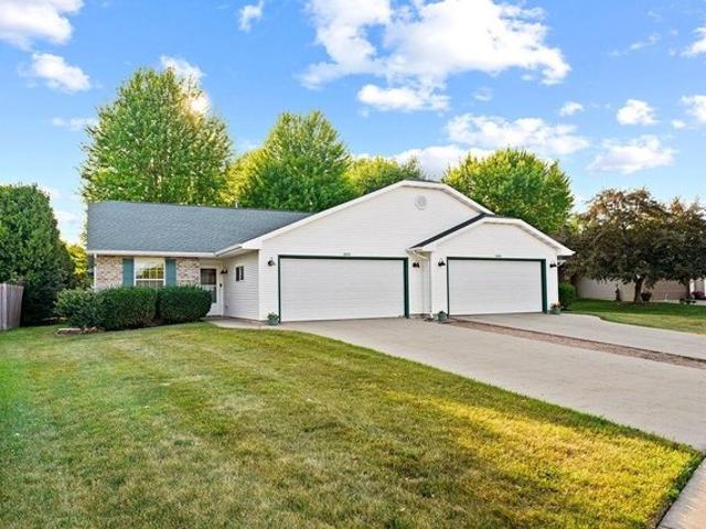 2455 Wisconsin St, Oshkosh, WI 54901