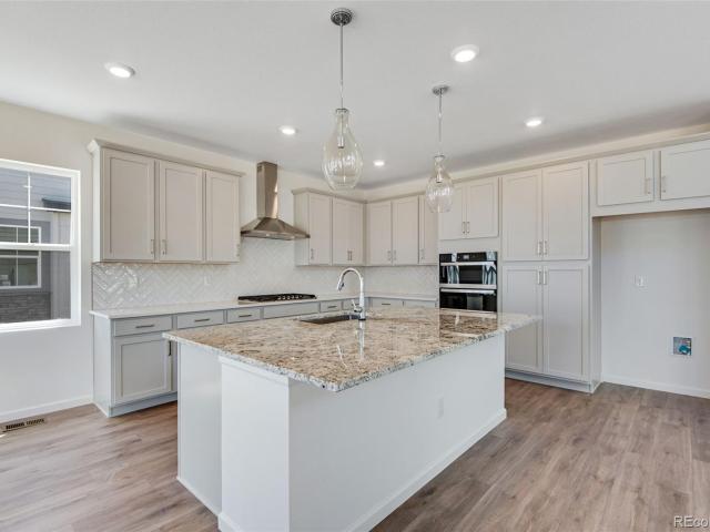 24563 E 34th Ave, Aurora, CO 80019 | MLS #7511