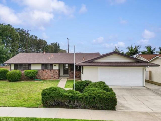 2456 N Beechwood St, Orange, CA 92865