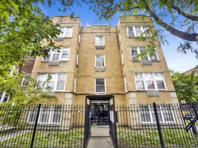 2456 N Hamlin Avenue, 2N, Chicago, IL 60647