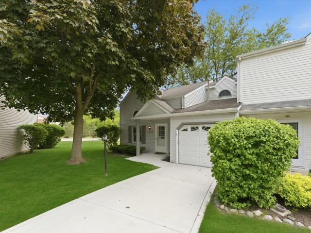 2456 Bridgewater Drive