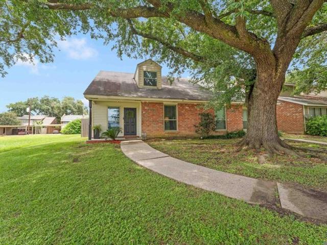 2456 Brightside Dr, Baton Rouge, LA 70820