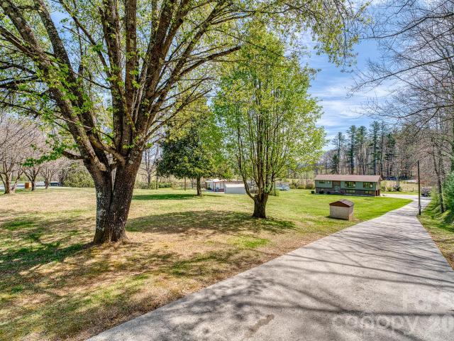 2456 Hendersonville Highway