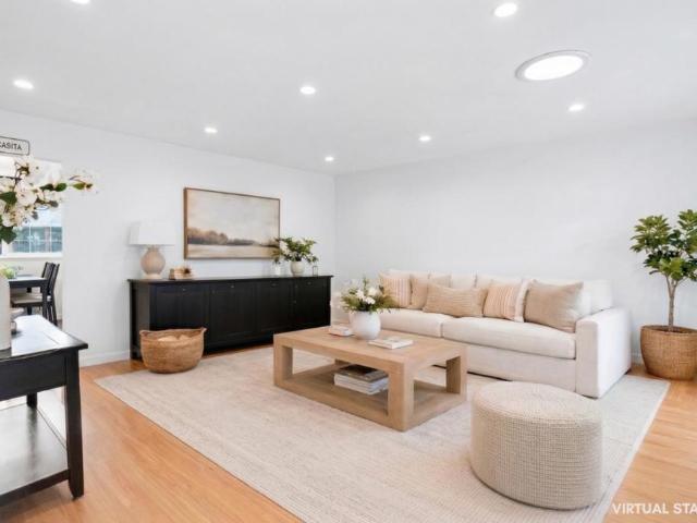 2456 Kenoga Drive