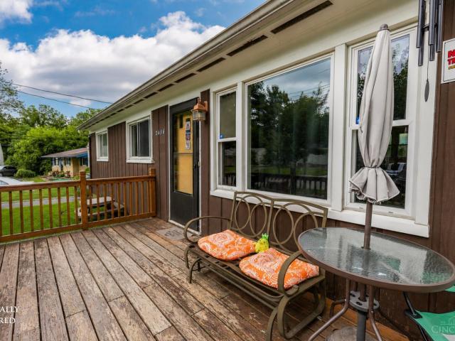 2456 Rainbow Court