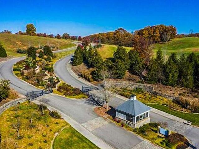 2456 Starboard Crest Road