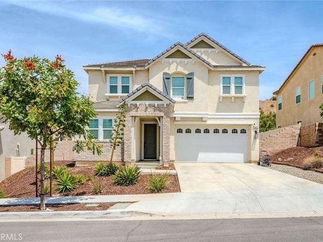 24571 Acadia Dr, Corona, CA 92883