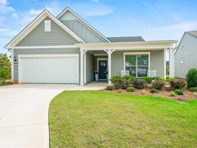 2457 Naples St, Hoschton, GA 30548