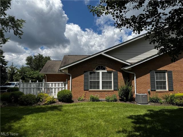 2457 Barrington Way 326