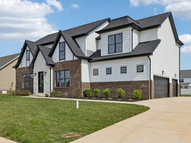 2457 Ellsworth Dr