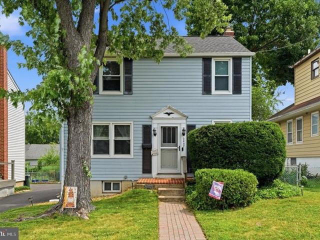 2457 Independence Ave, Abington, PA 19001