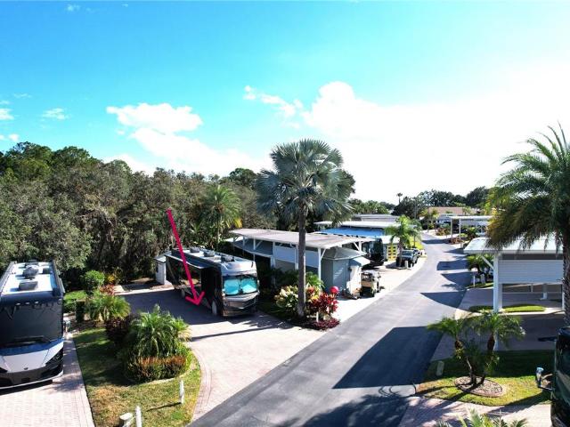 2457 St George Dr, Davenport, FL 33837 | MLS #O6376 | Compass