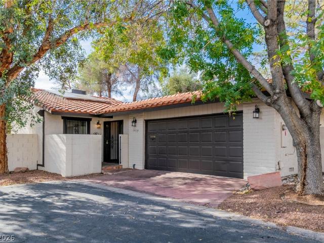2457 Swan Ln, Las Vegas, NV 89121 | MLS #2755