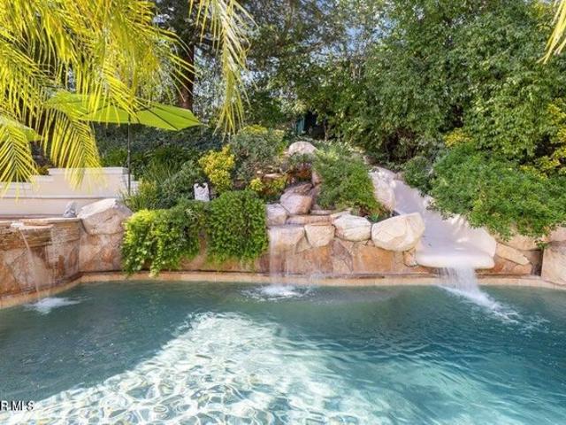 24587 Lola Ln, Newhall, CA 91321