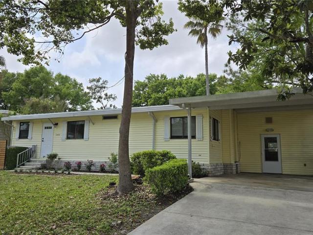 2458 Putter Rd, Unit 1610, Zellwood, FL 32798 | MLS #O6392 | Compass